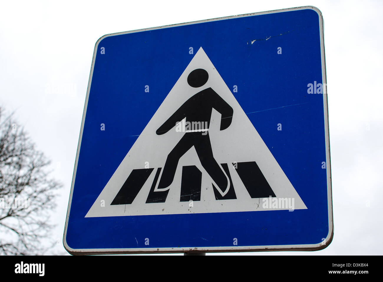 Zebra crossing sign Banque de photographies et d’images à haute ...