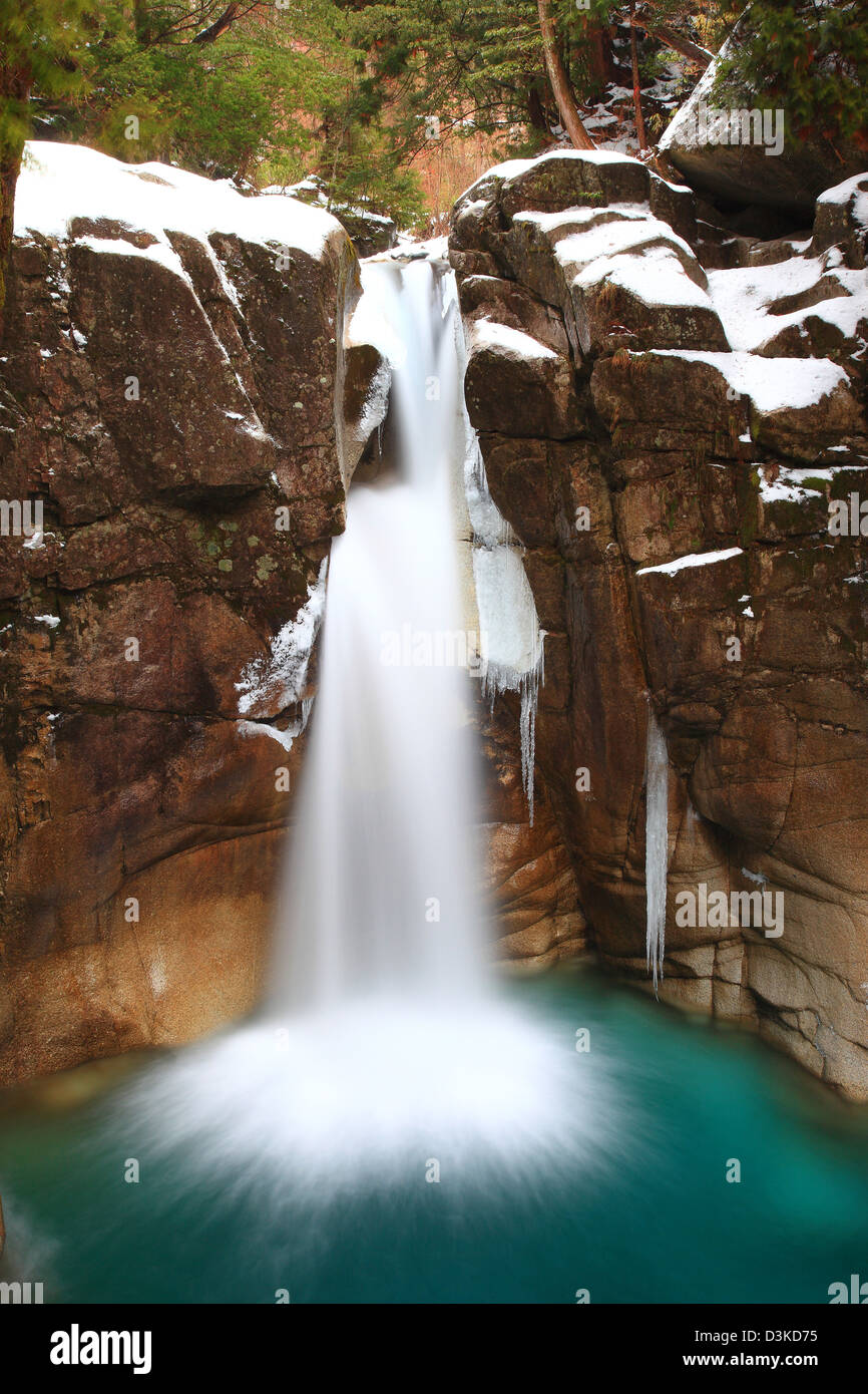 Cascade de ryujin Banque de photographies et d’images à haute ...