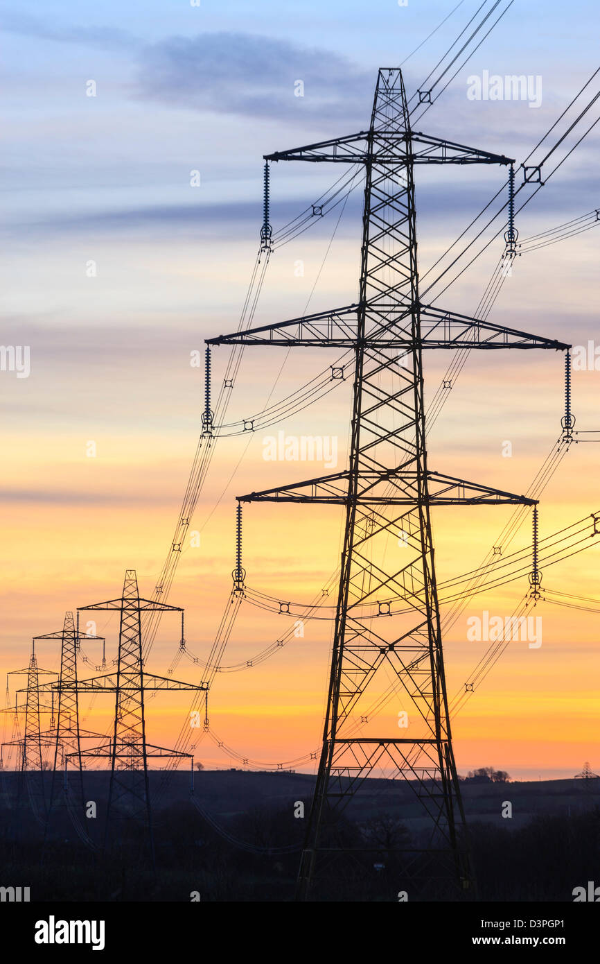 Pylône Electrique Banque d'image et photos - Alamy