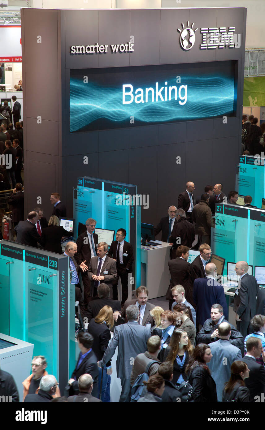 Stand ibm Banque de photographies et d’images à haute résolution - Alamy