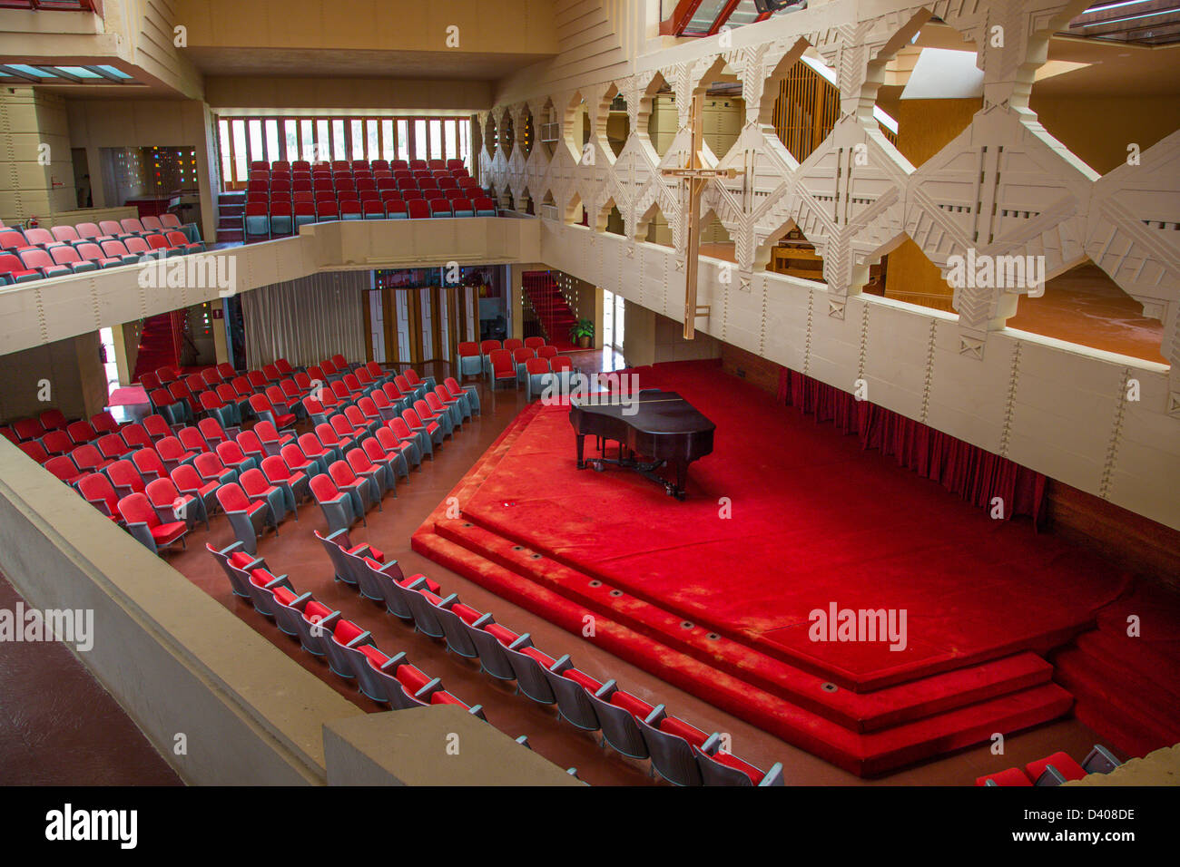 Annie Pfeiffer chapelle à la Frank Lloyd Wright conçu enfant du soleil ...