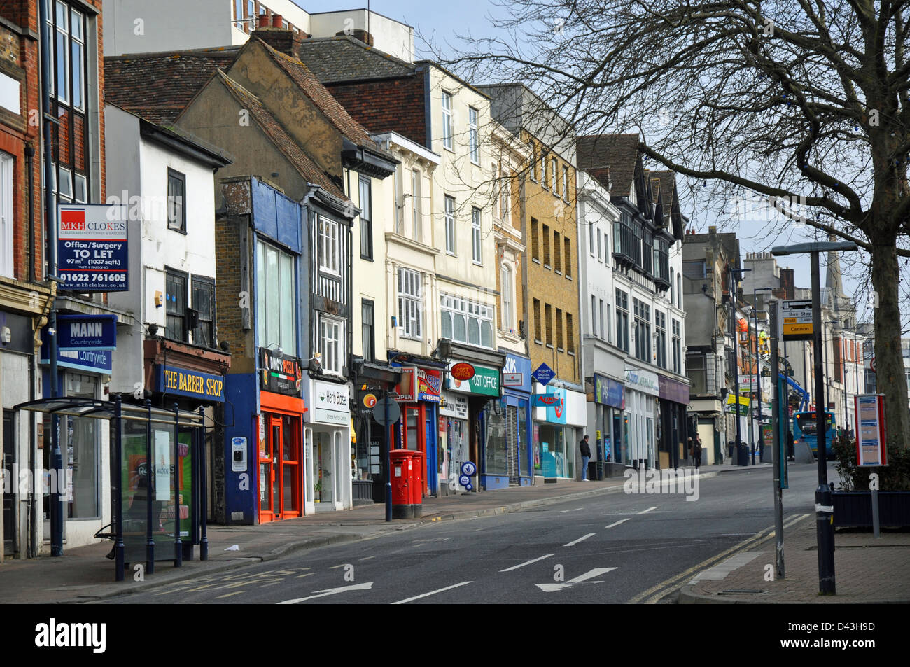 Maidstone high street Banque de photographies et d’images à haute ...