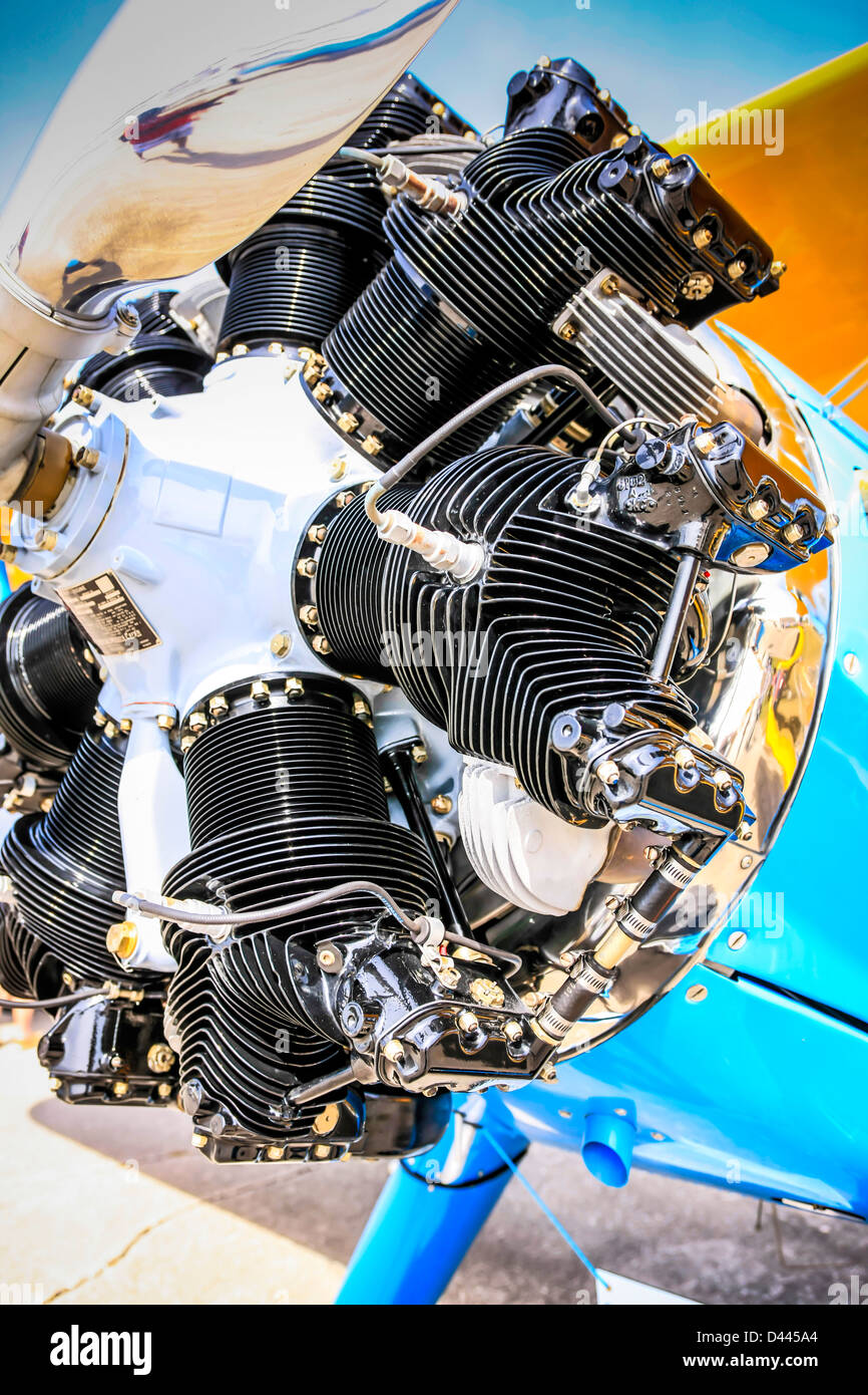 Continental R-670-5 Moteur Radial sur un biplan Boeing Stearman ...