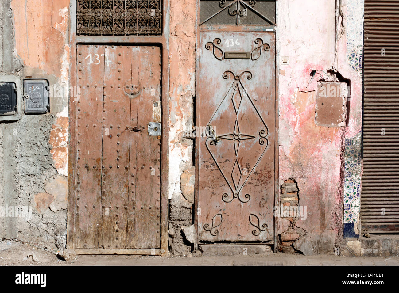 Les portes marocains Banque de photographies et d’images à haute ...