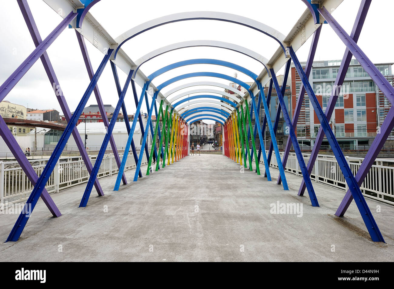 Pont san sebastian Banque de photographies et d’images à haute ...