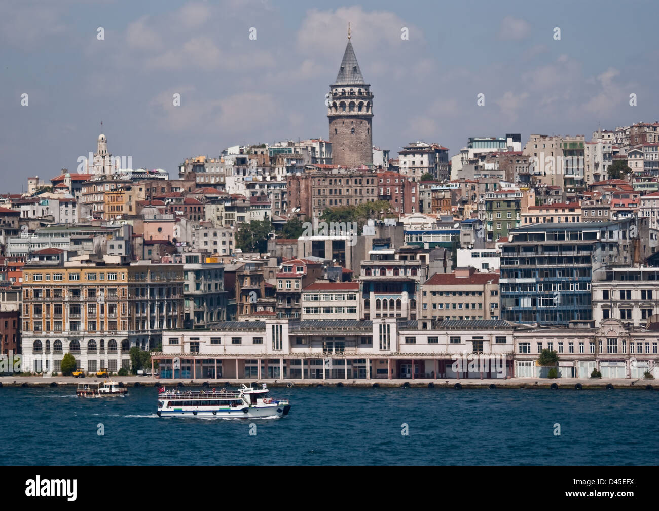 Skyline istanbul Banque de photographies et d’images à haute résolution ...