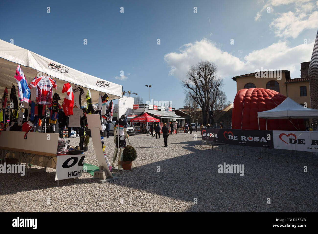 Gear wheel man cartoon icon Banque de photographies et d’images à haute ...