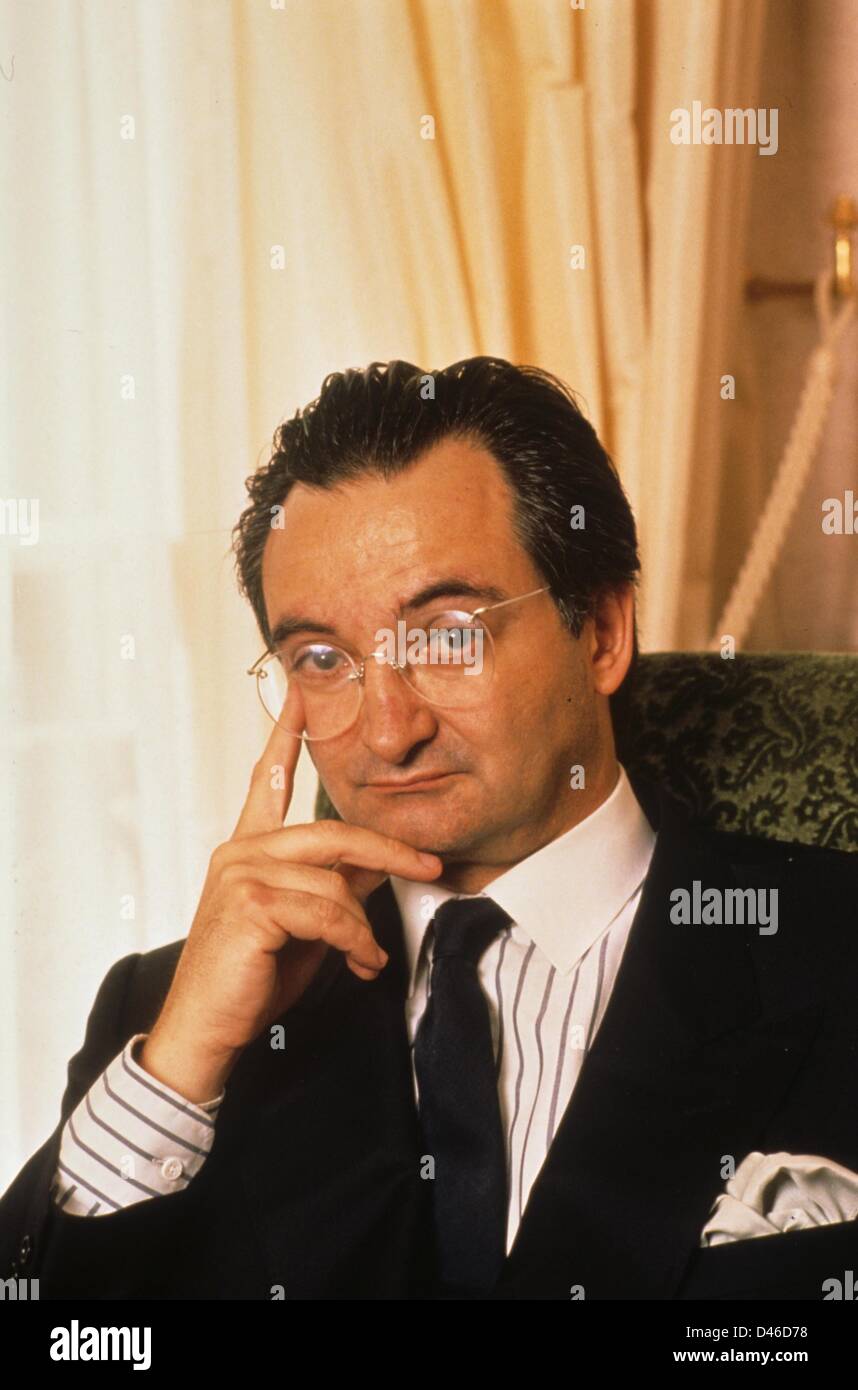 Jacques attali Banque de photographies et d’images à haute résolution ...