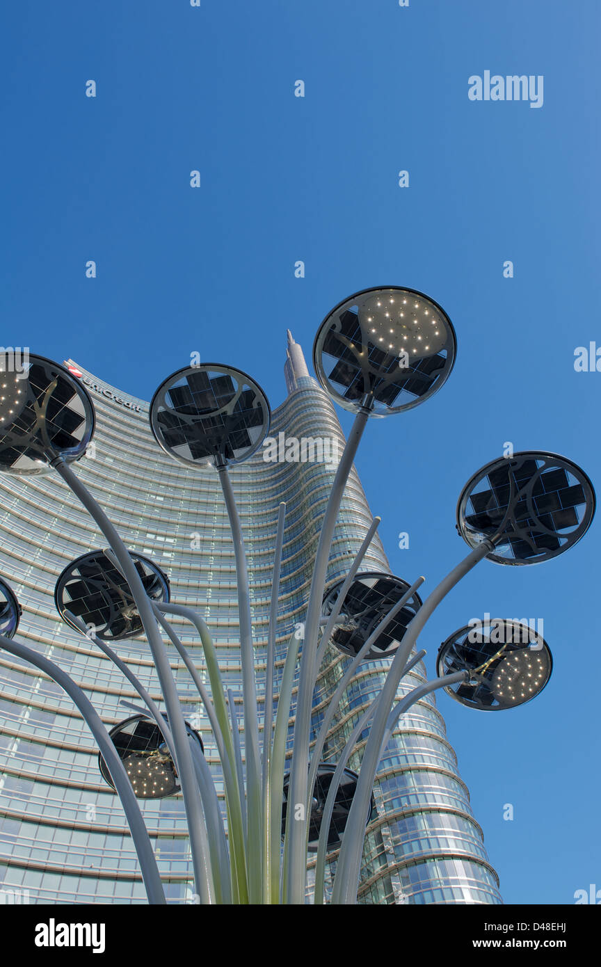 Milan italy corso garibaldi Banque de photographies et d’images à haute ...