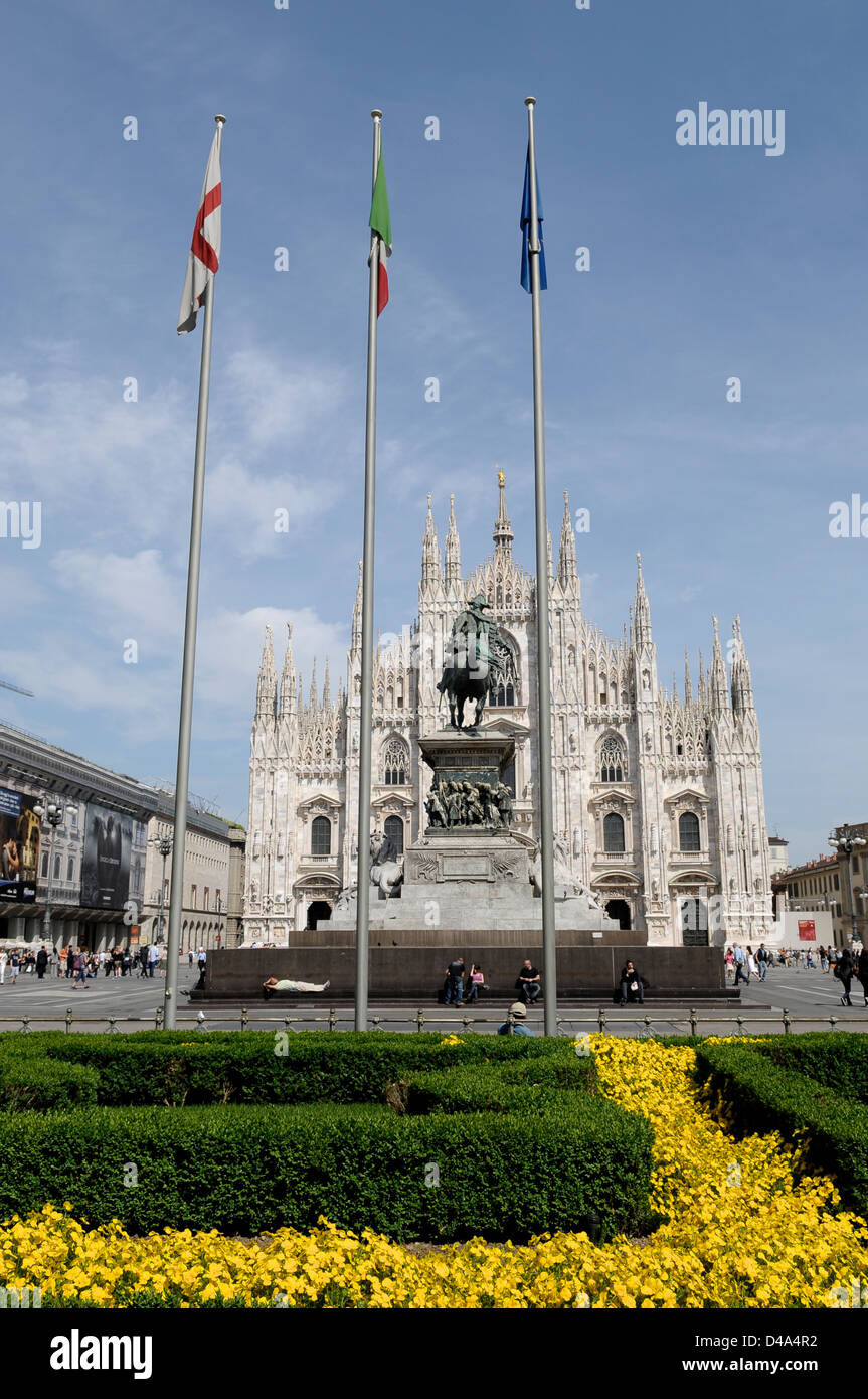 Place du dôme milan Banque de photographies et d’images à haute ...