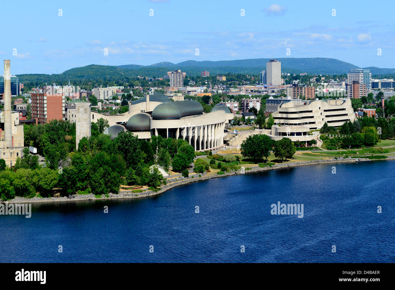 Gatineau (Québec) sur la rivière des Outaouais, vue de l'Ontario Ottawa ...