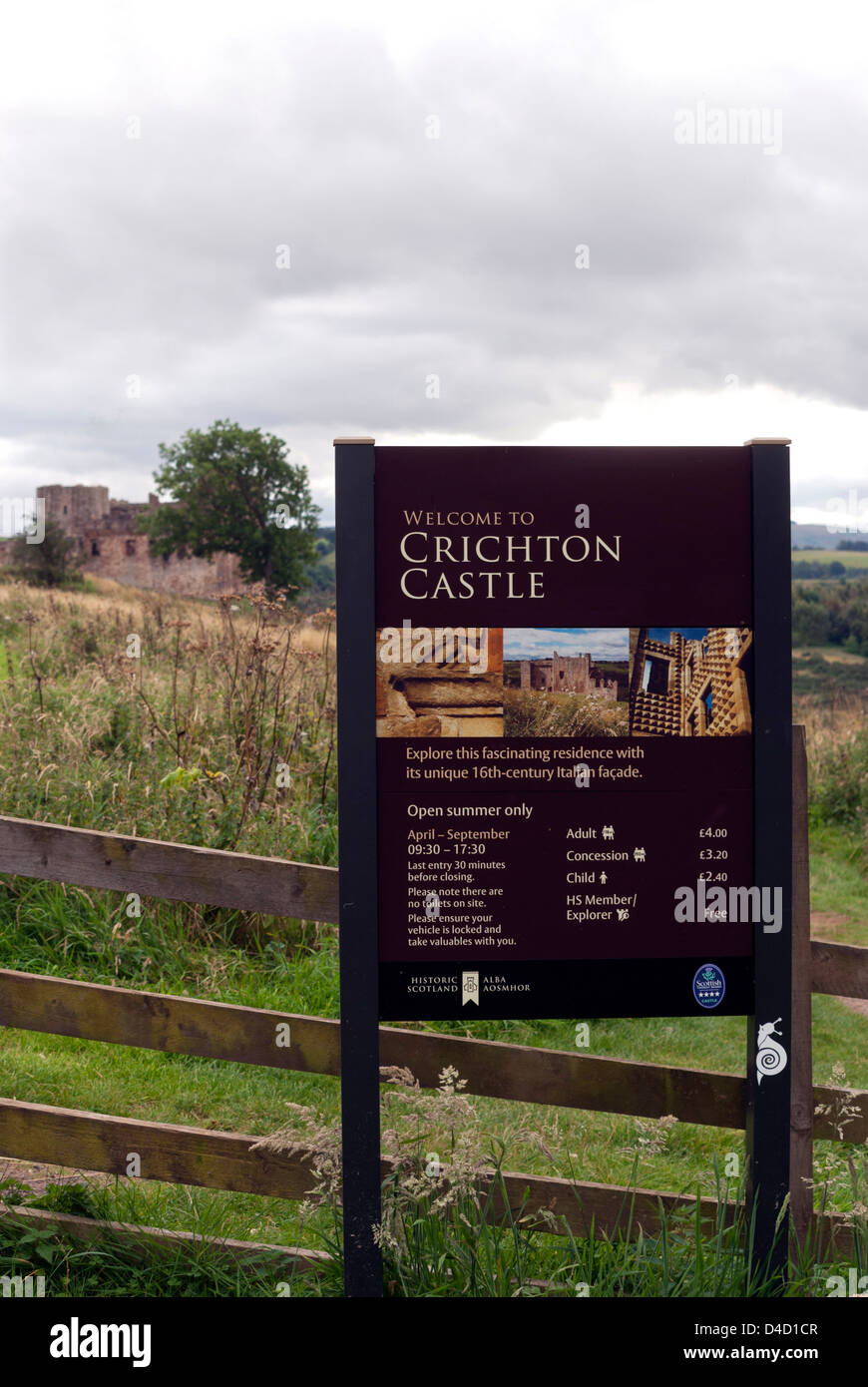 Crichton castle Banque de photographies et d’images à haute résolution ...
