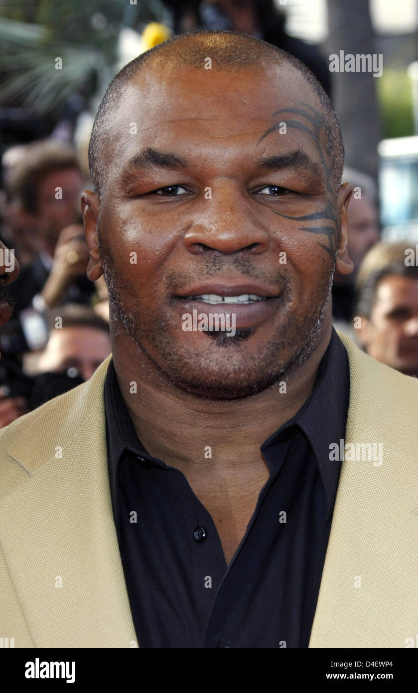 Mike tyson boxing Banque de photographies et d’images à haute ...