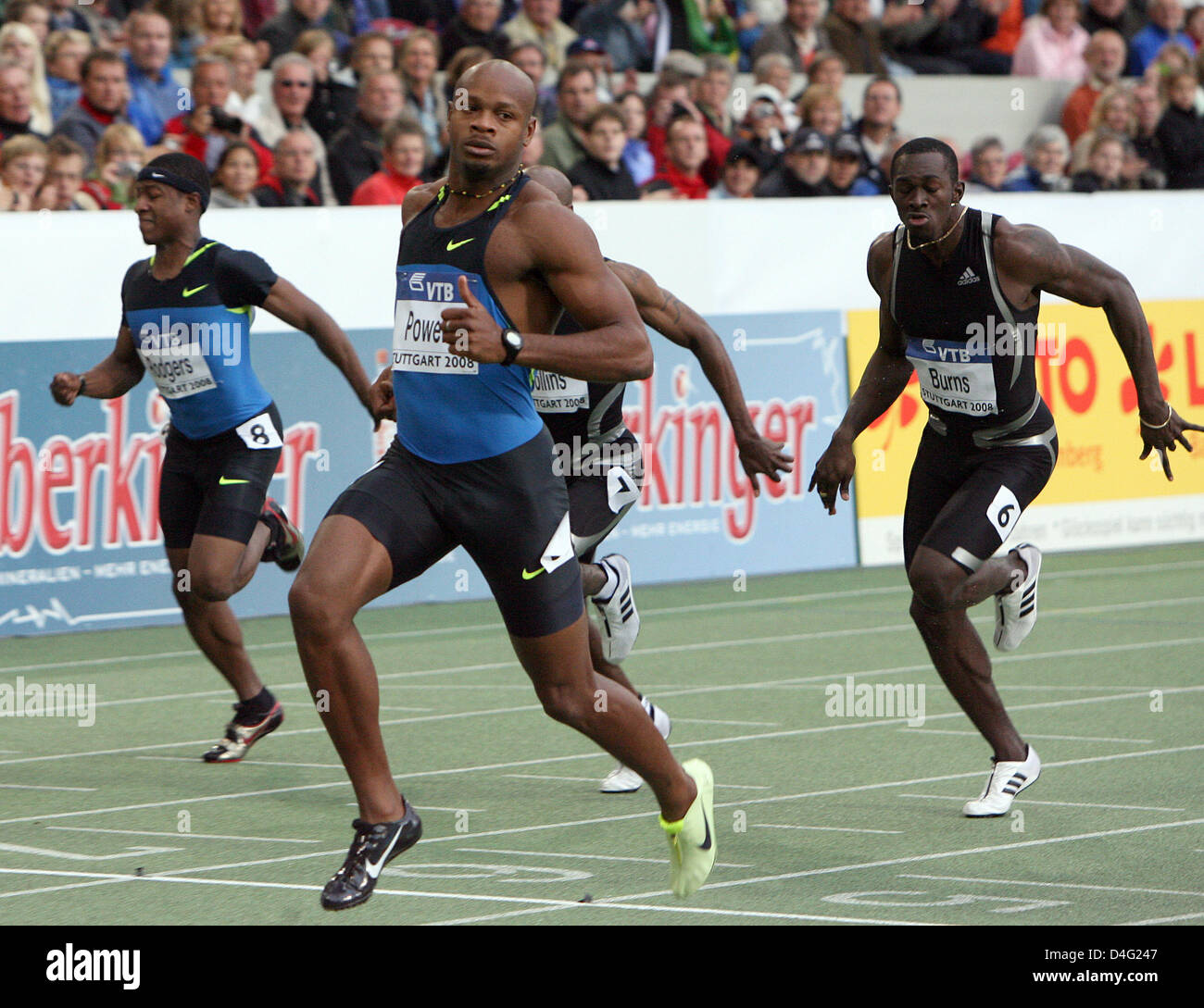 Jamaican sprinter asafa powell Banque de photographies et d’images à ...