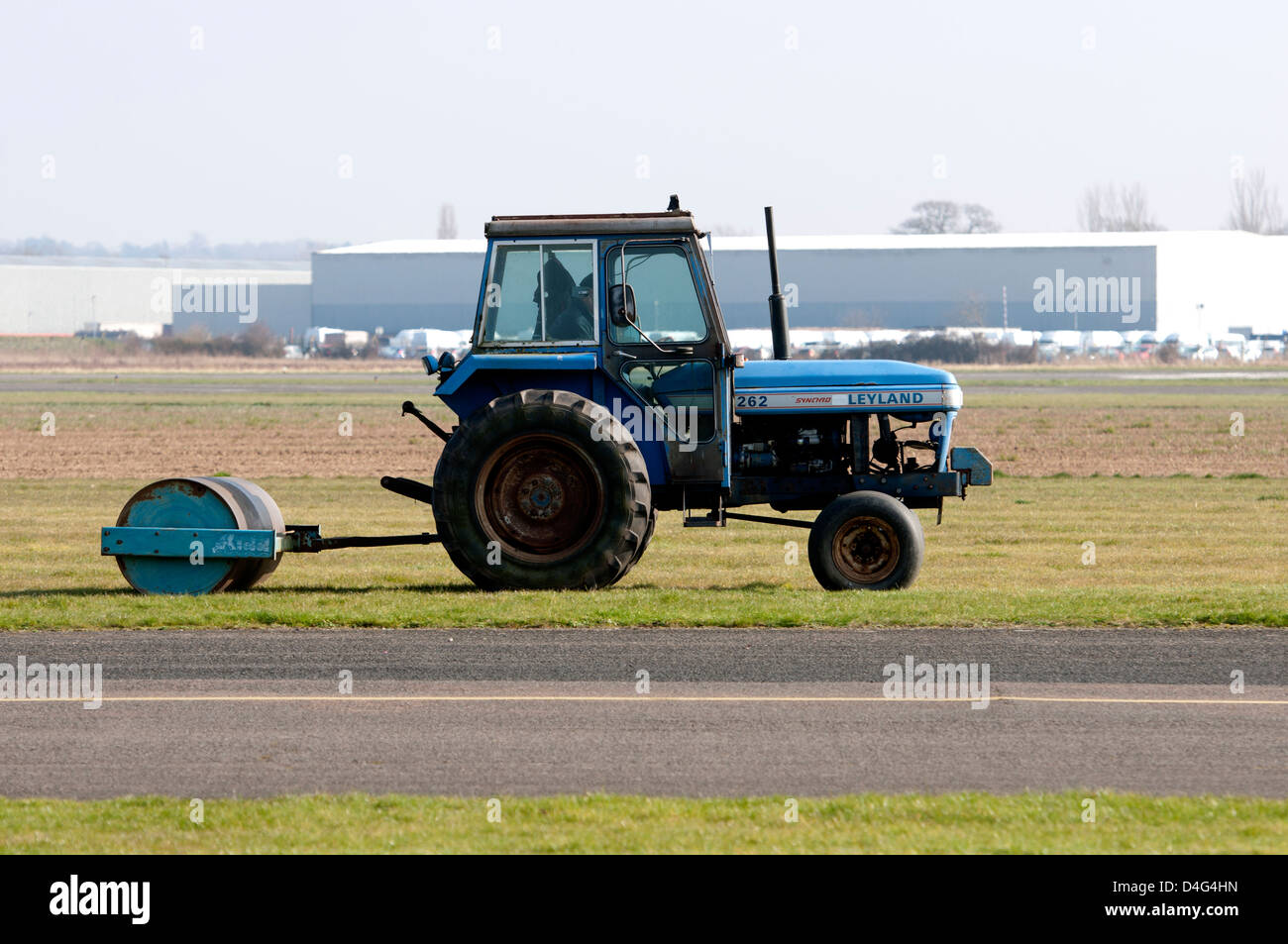 Rouleau tracteur Banque de photographies et d’images à haute résolution ...