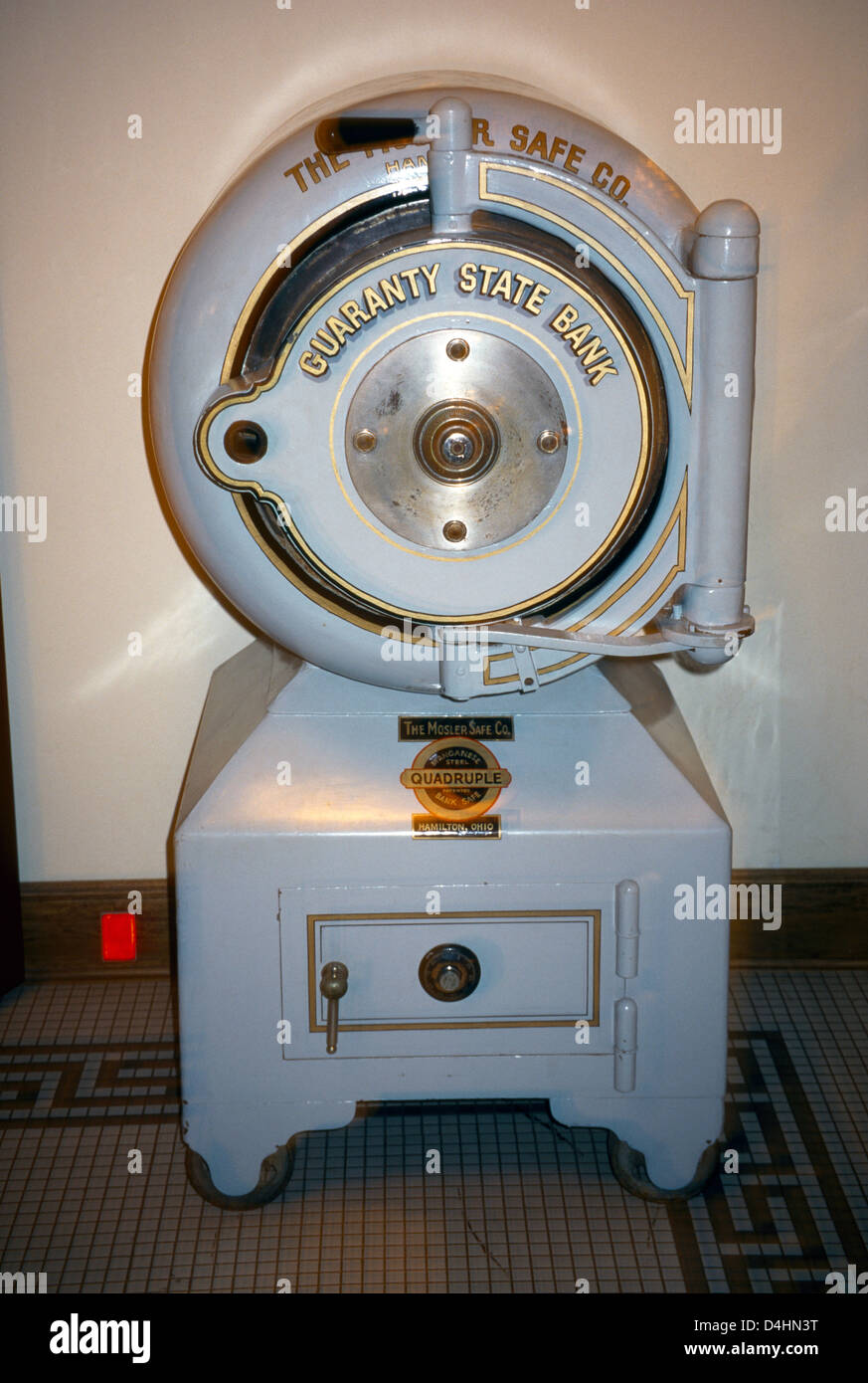 Bank safe Banque de photographies et d’images à haute résolution - Alamy