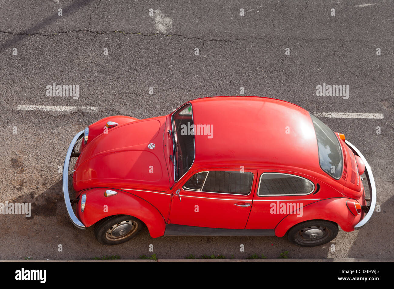 Vw rouge Banque de photographies et d’images à haute résolution - Alamy