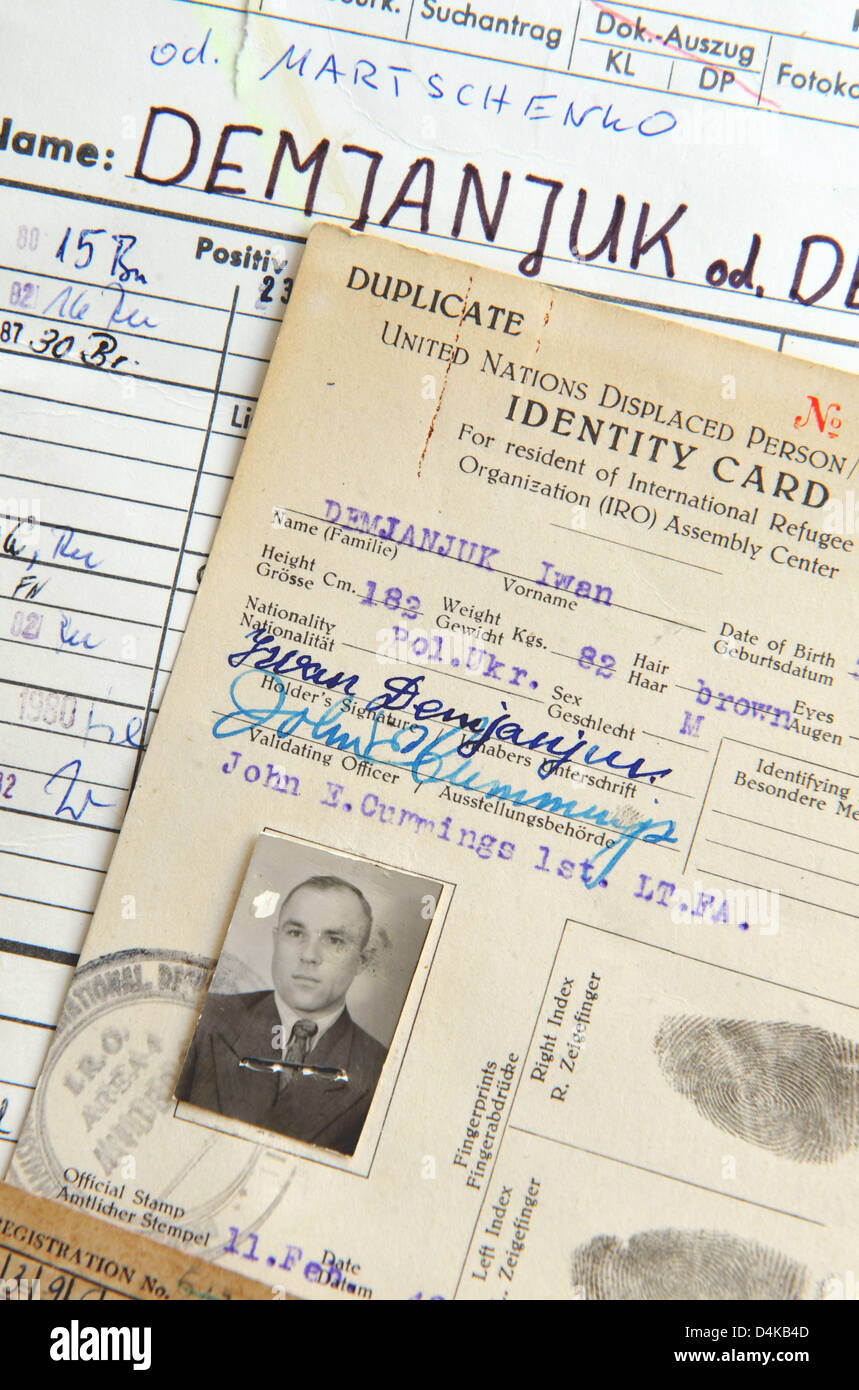 Nazi table Banque de photographies et d’images à haute résolution - Alamy