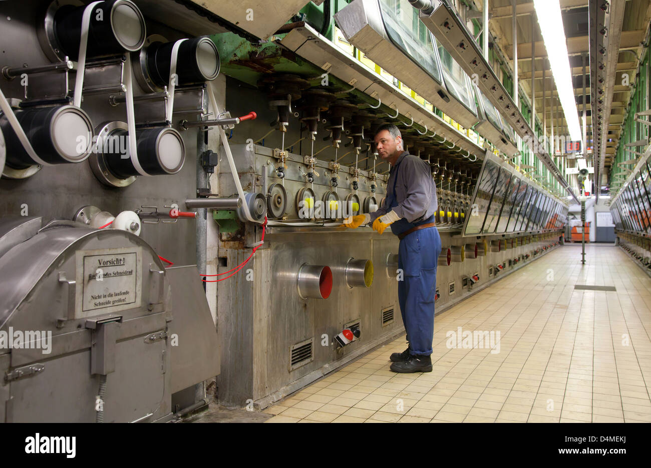 Production De Fibres Banque d'image et photos - Alamy
