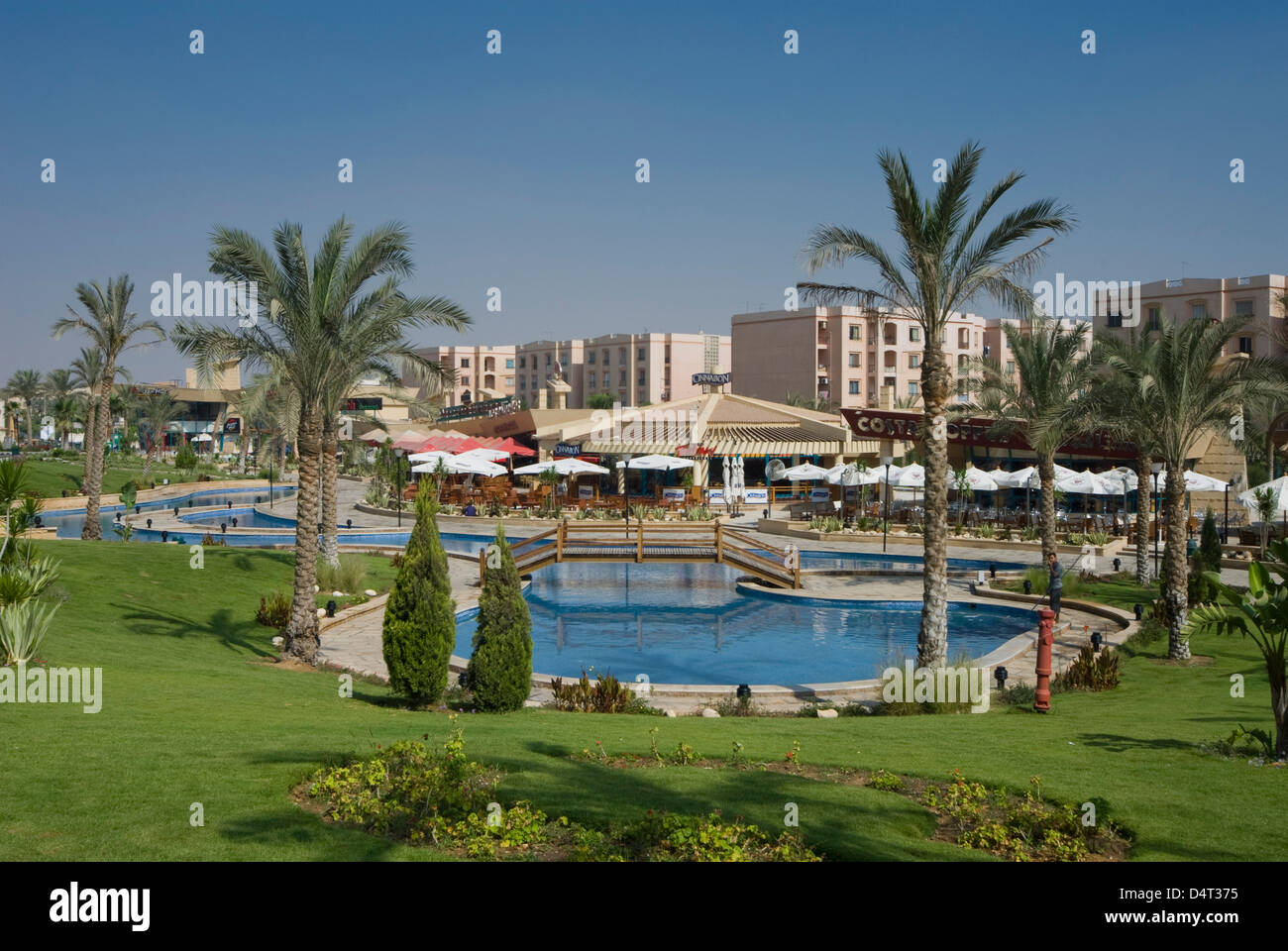 Le nouveau Caire ou El Kahera El Ghedida ou El-Qahira El-Gedida, Le ...