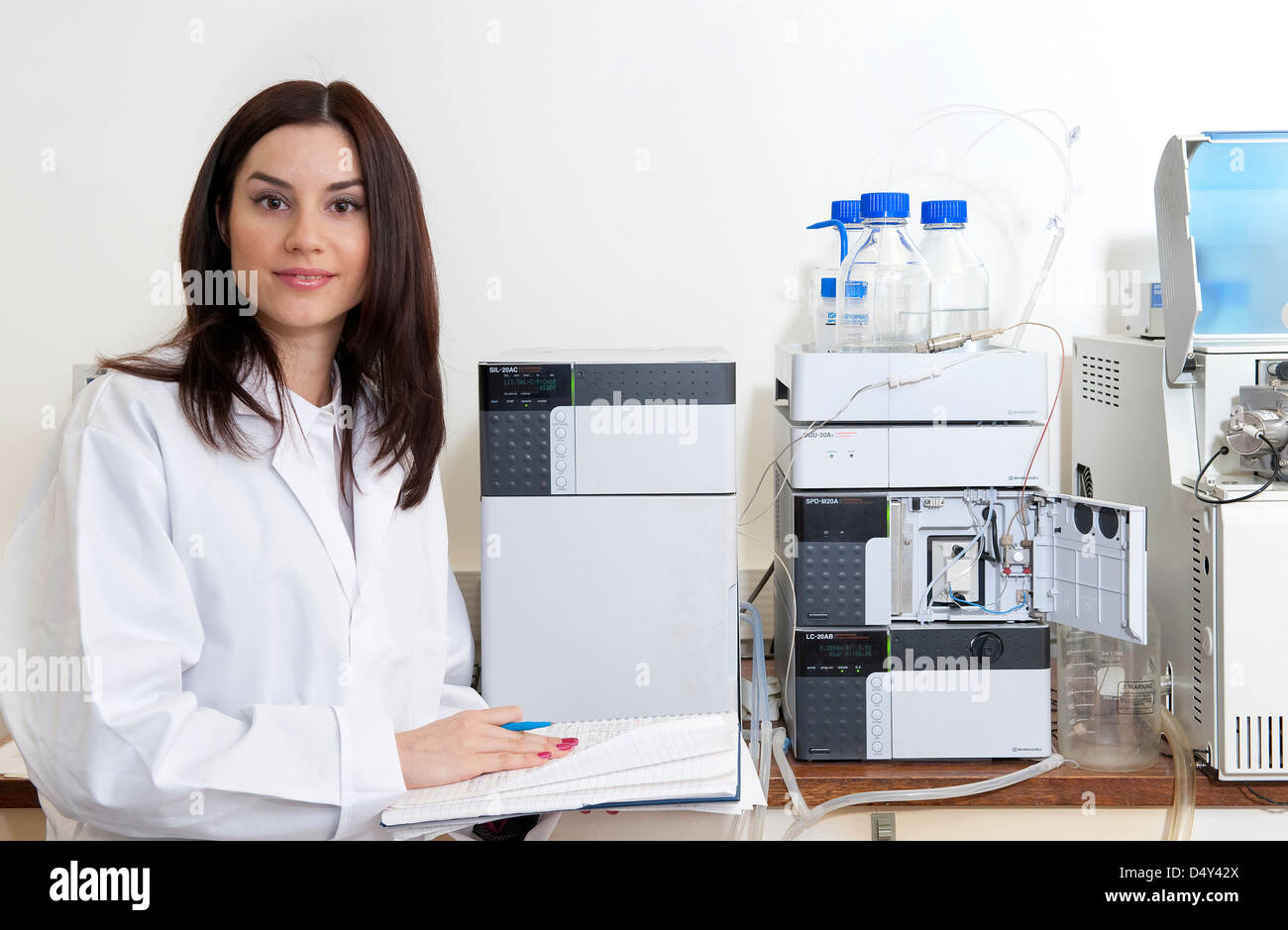 spectromètre de masse, technicien de laboratoire de spectrométrie de ...