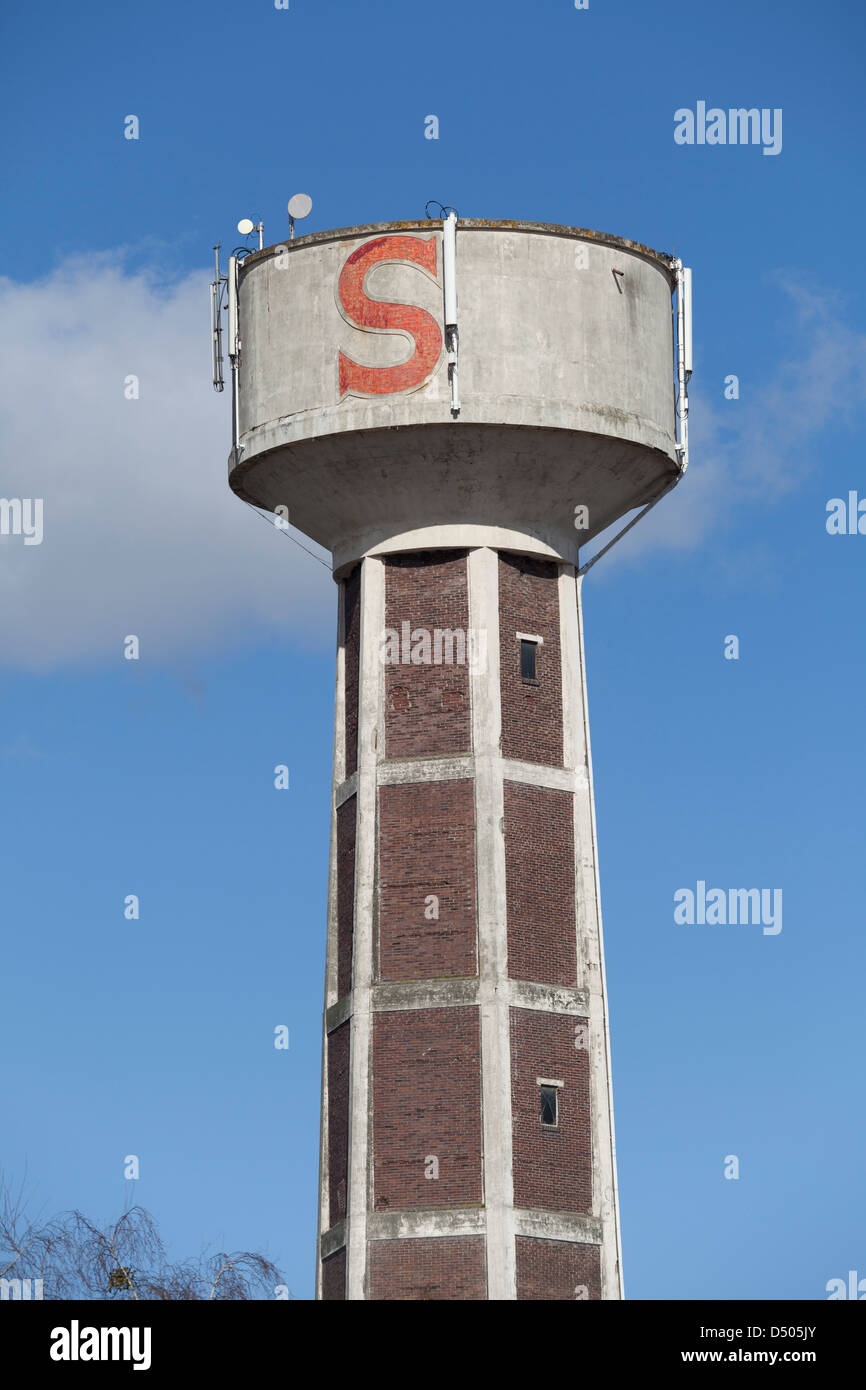 Singer Château d'eau à la machine à coudre Singer (ex-usine) (1935-1968 ...