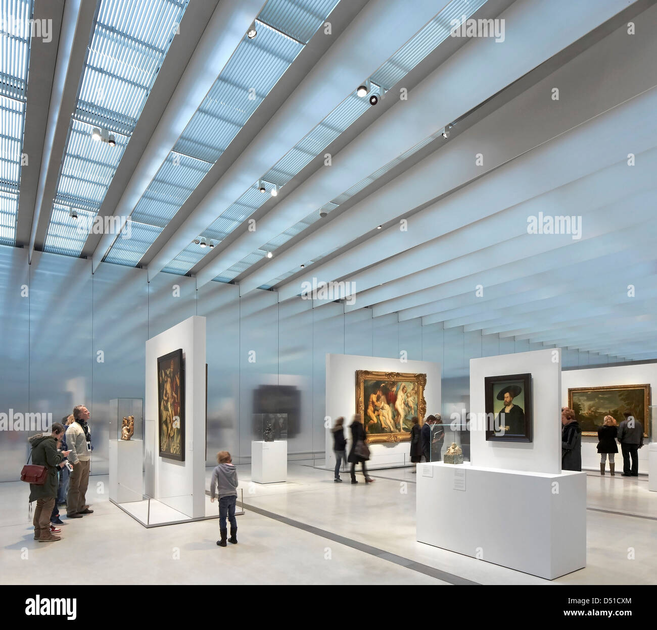 Musée du Louvre Lens, Lens, France. Architecte : Sanaa, 2012. La ...