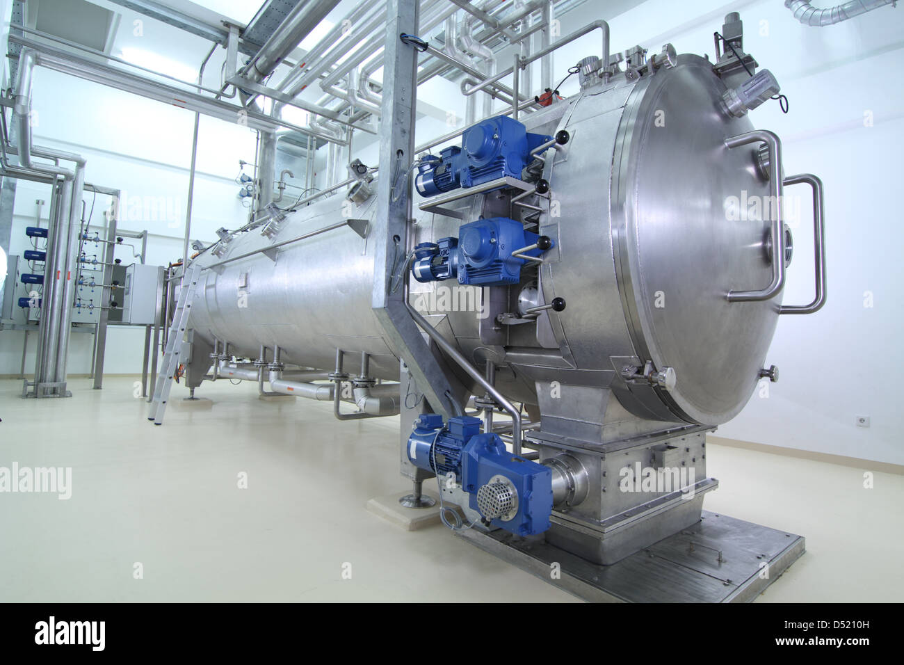 Production pharmaceutique Banque de photographies et d’images à haute ...