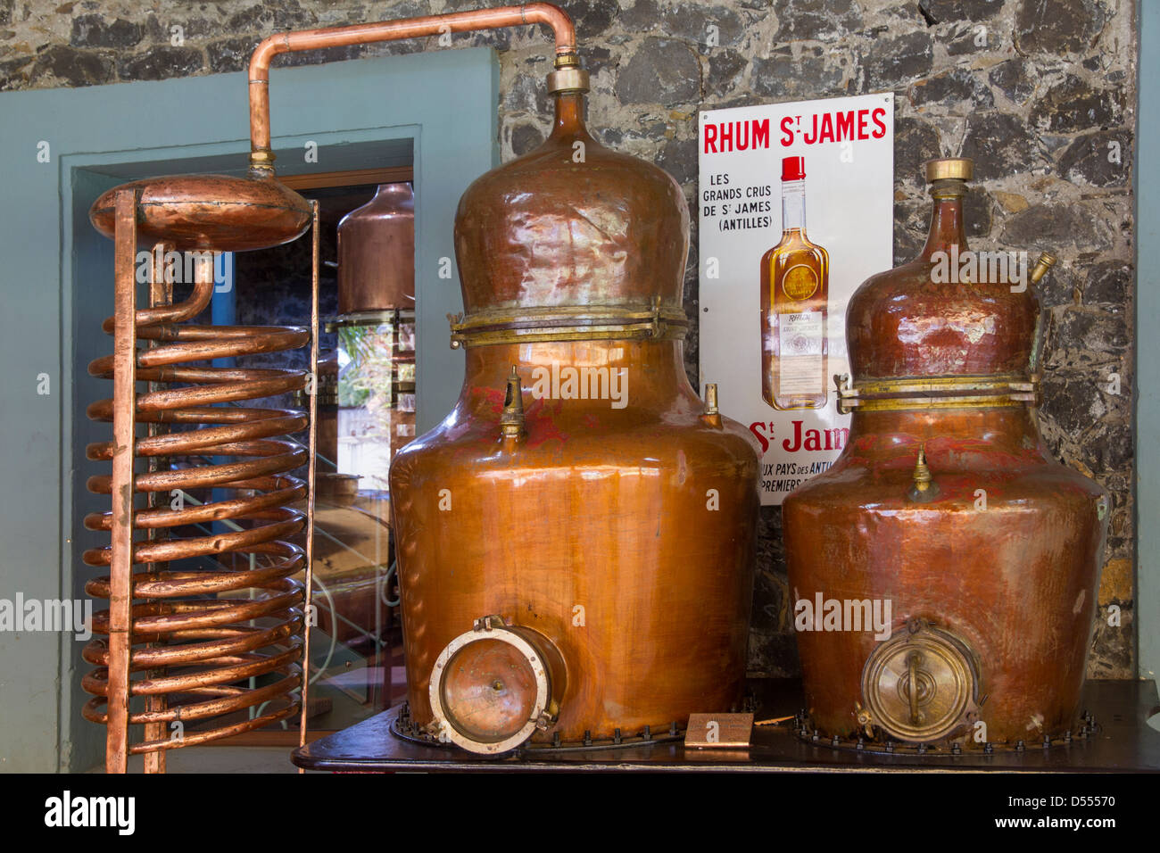 Distillerie de rhum martinique Banque de photographies et d’images à ...