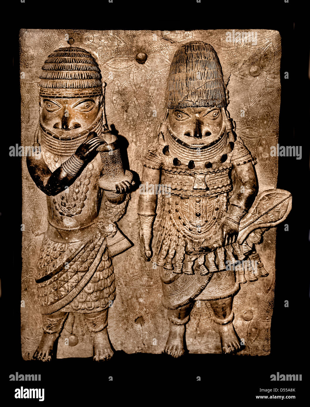 Plaque en laiton, bronze montrant l'Abo du Bénin avec un accompagnateur ...