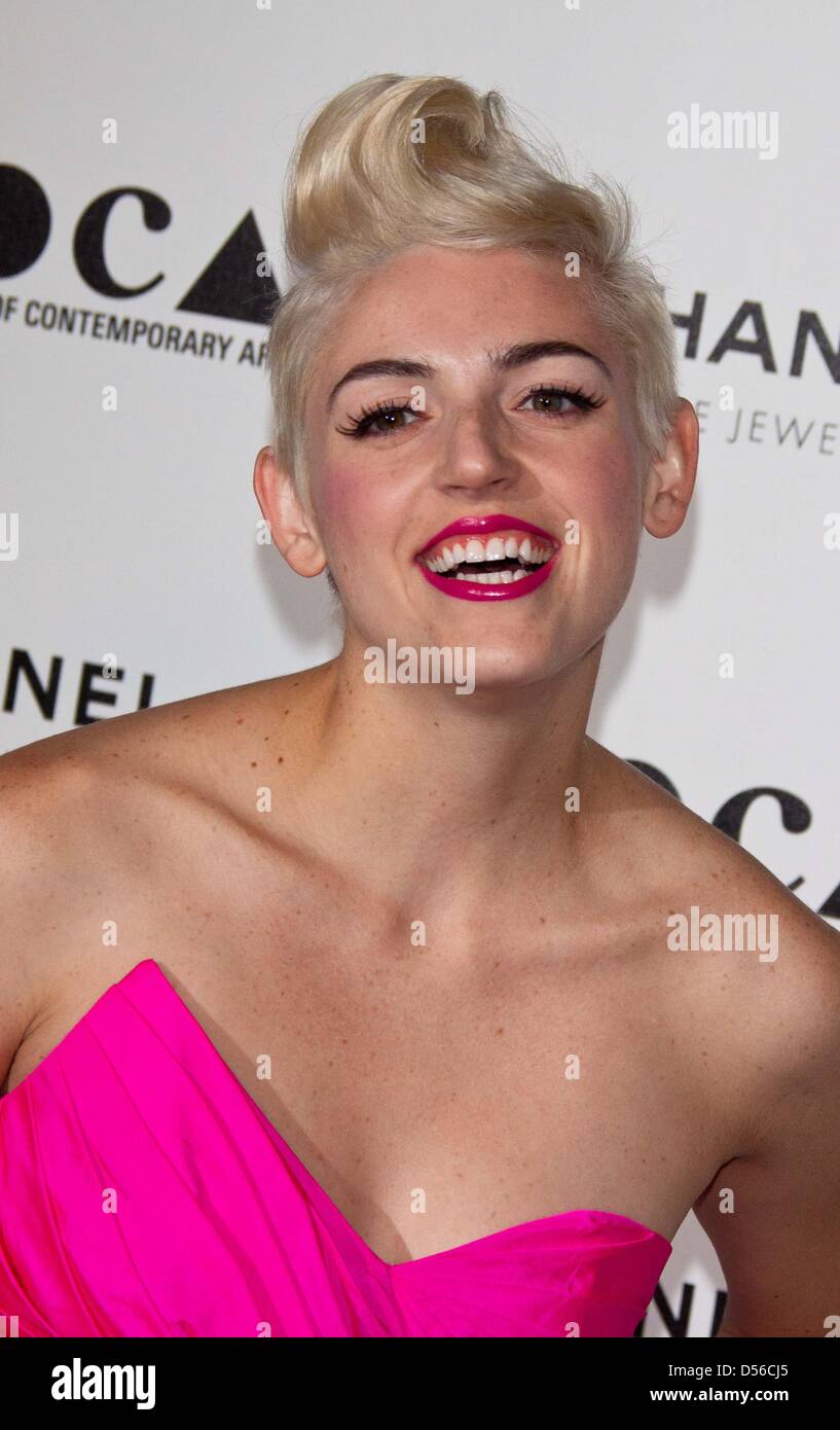 Peintre Rosson Crow assiste à la musée d'Art Contemporain - le Gala ...