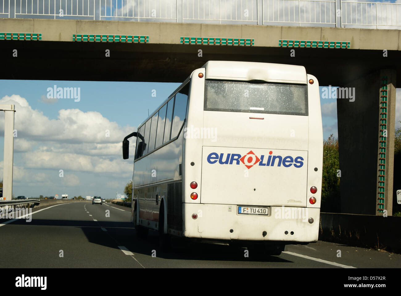 Eurolines bus Banque de photographies et d’images à haute résolution ...