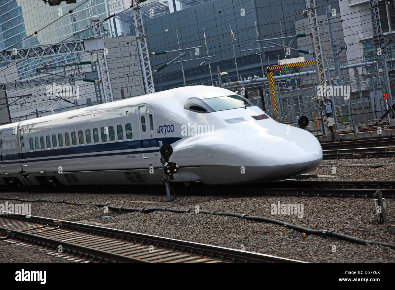 Japon shinkansen train Banque de photographies et d’images à haute ...