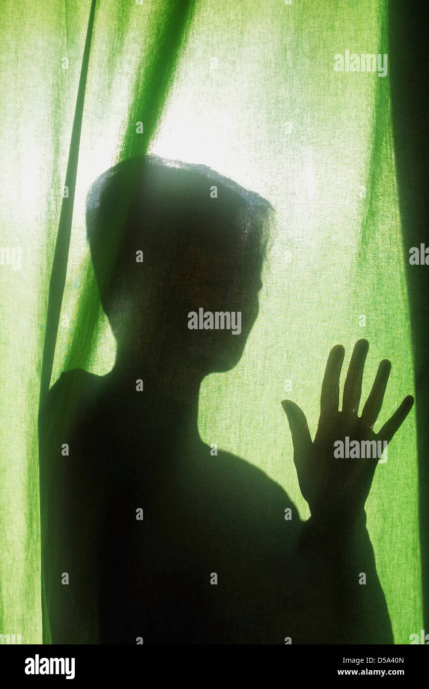 Silhouette woman behind curtain Banque de photographies et d’images à ...