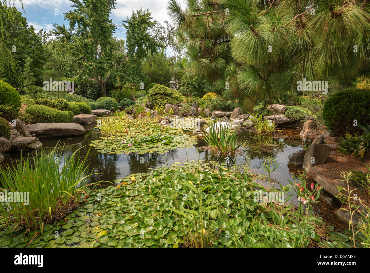 Jardin senzui japonais Banque de photographies et d’images à haute ...