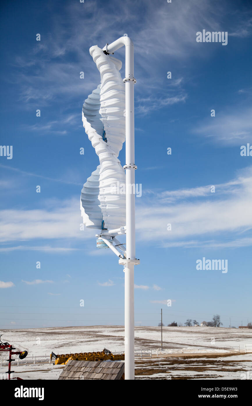 Éolienne à axe vertical Photo Stock - Alamy