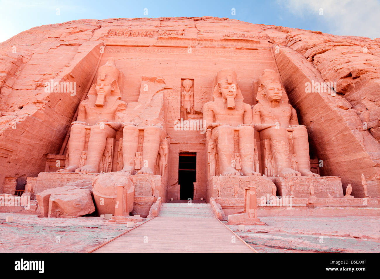 Temple de Ramsès II à Abou Simbel, Egypte Photo Stock - Alamy