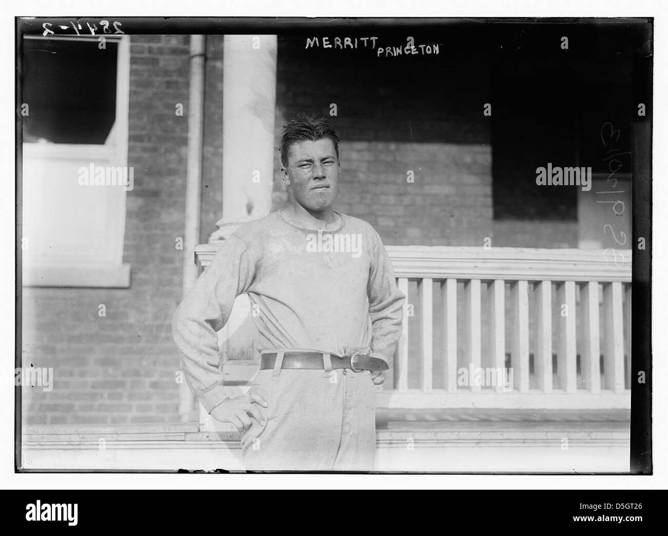 Un portrait de Henry C. Merritt, Jr., un joueur de football de l ...