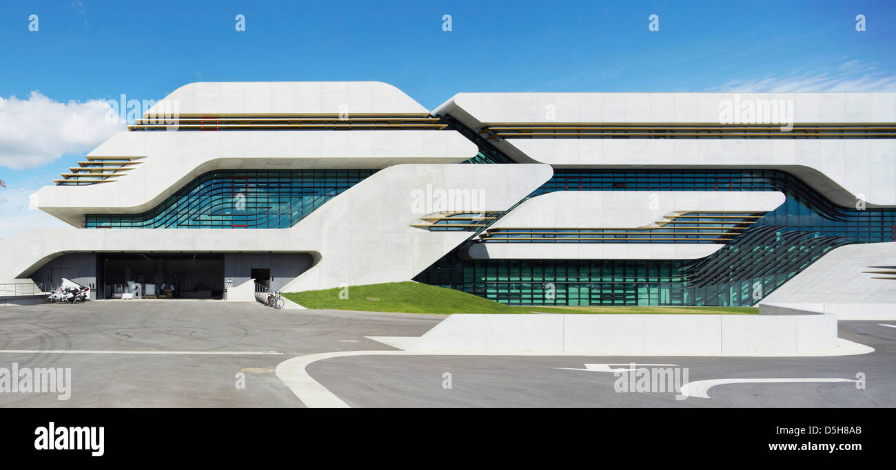 Pierresvives, Montpellier, France. Architecte : Zaha Hadid Architects ...