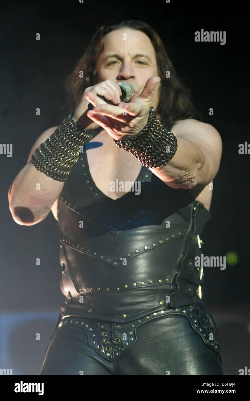 Manowar eric Banque de photographies et d’images à haute résolution - Alamy