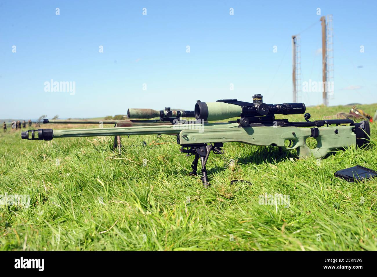 Fusil de sniper l115a3 longue portée Banque de photographies et d ...