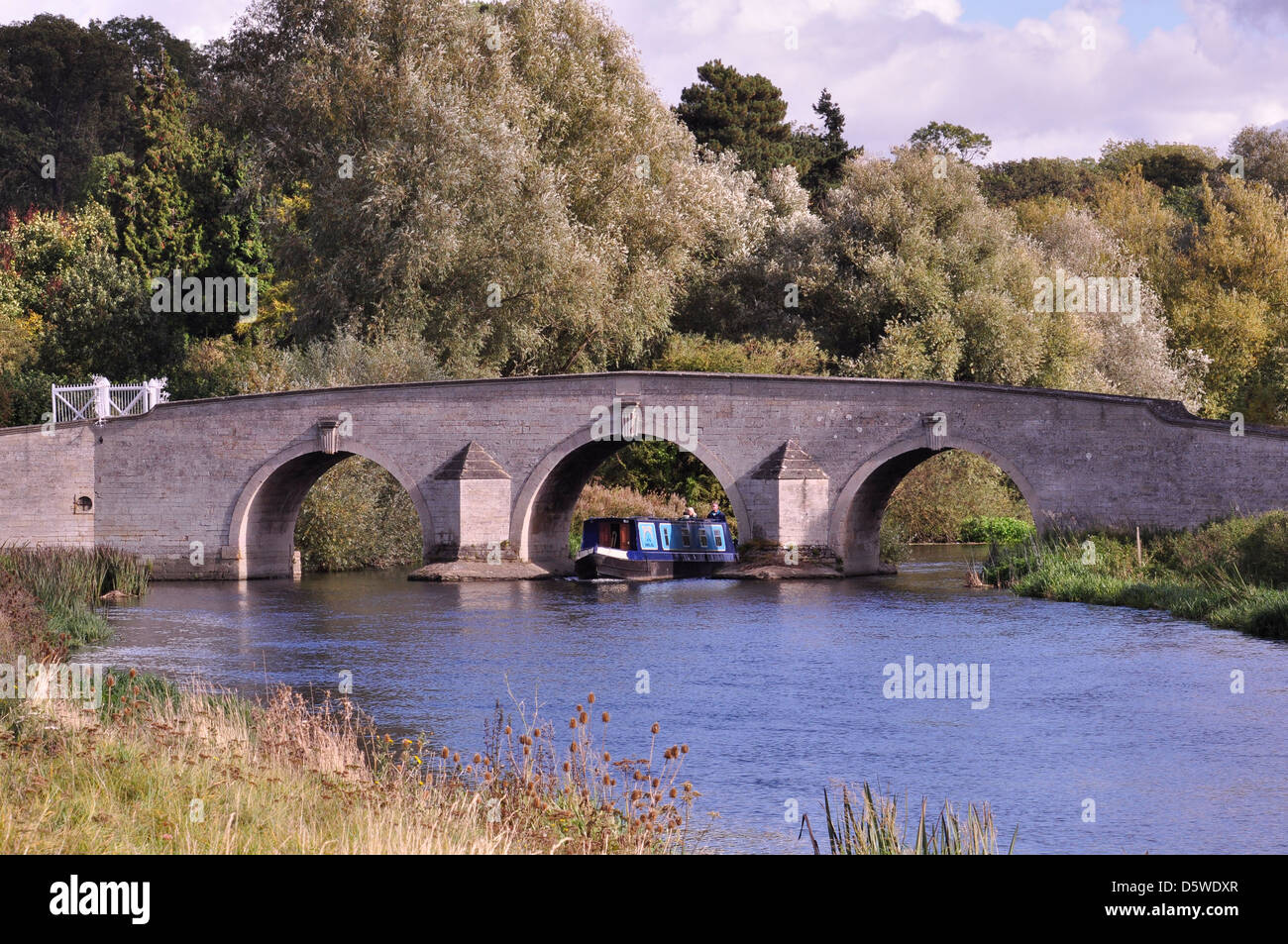 Milton ferry stone bridge Banque de photographies et d’images à haute ...