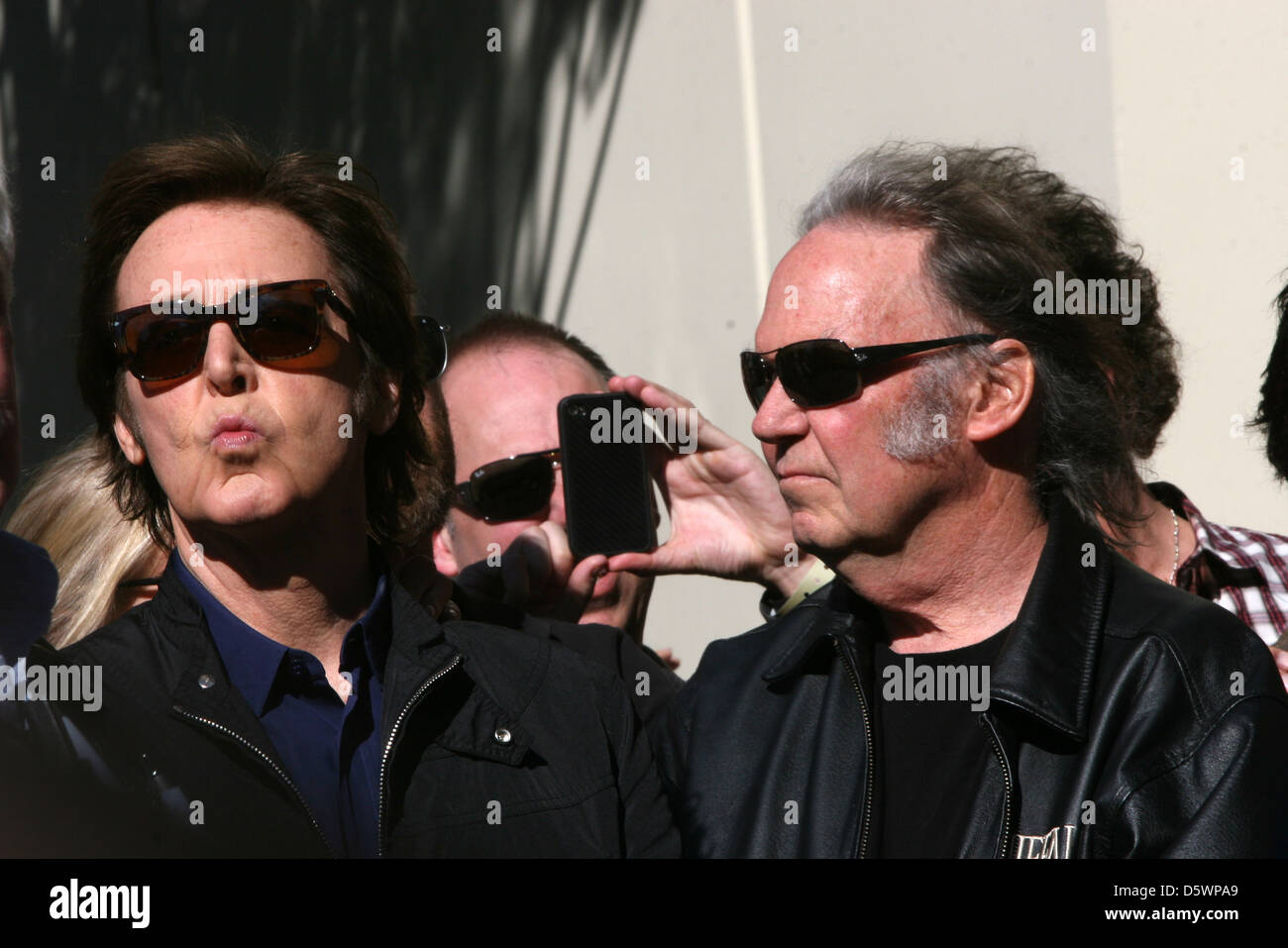Paul McCartney et Neil Young, Paul McCartney honoré avec une étoile sur ...