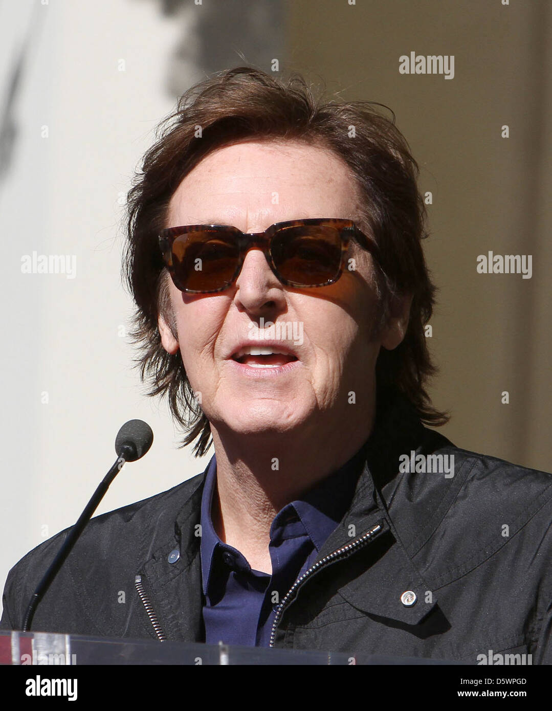 Paul McCartney Paul McCartney honoré avec une étoile sur le Hollywood ...