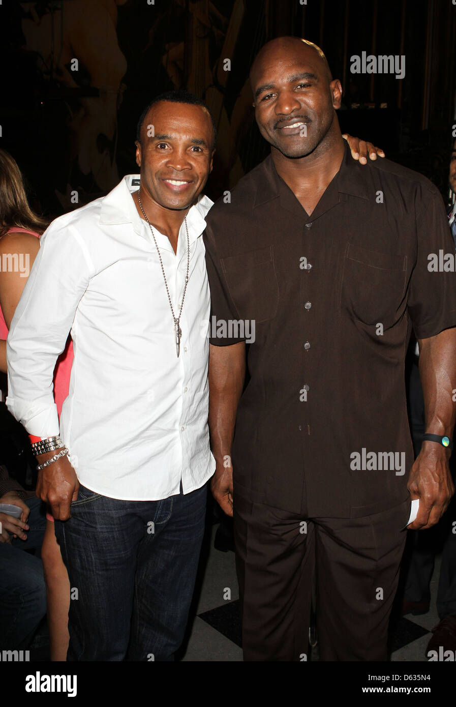 Sugar Ray Leonard, Evander Holyfield vs Astana Arlans LA Matadors lutte ...