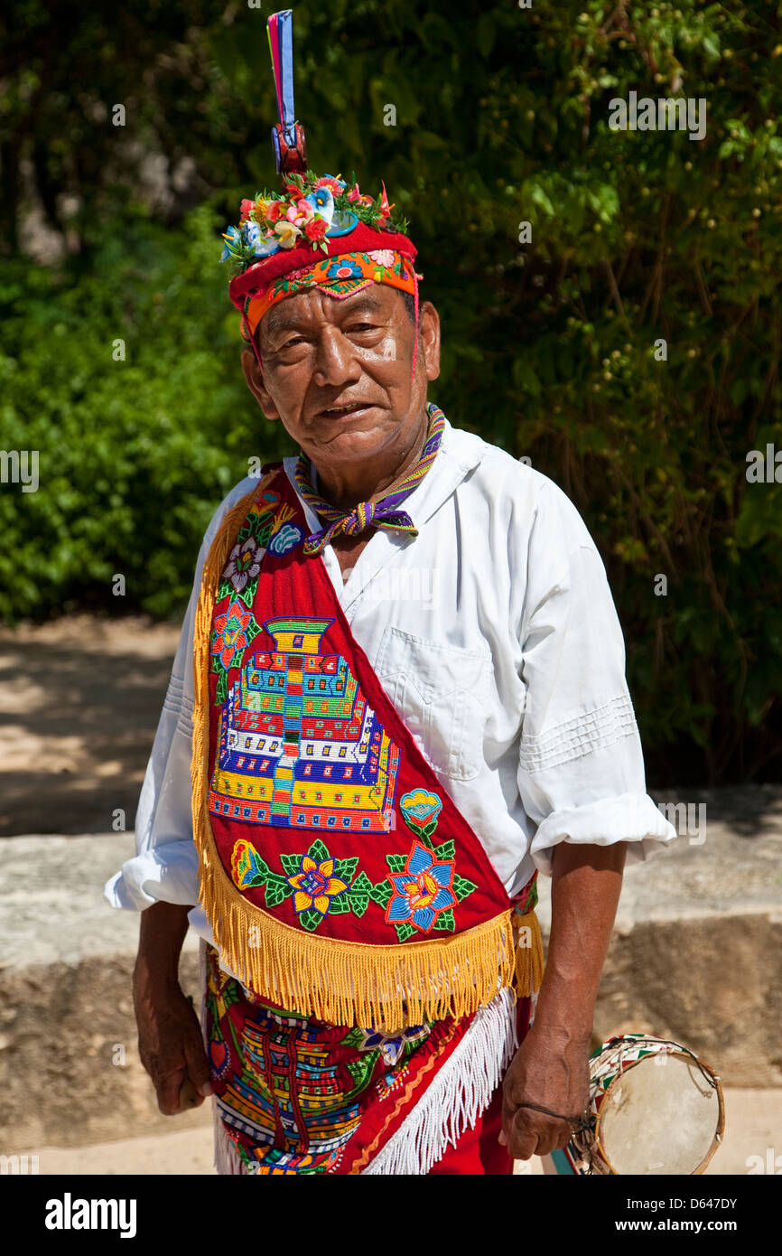 Hommes mayas Banque de photographies et d’images à haute résolution - Alamy