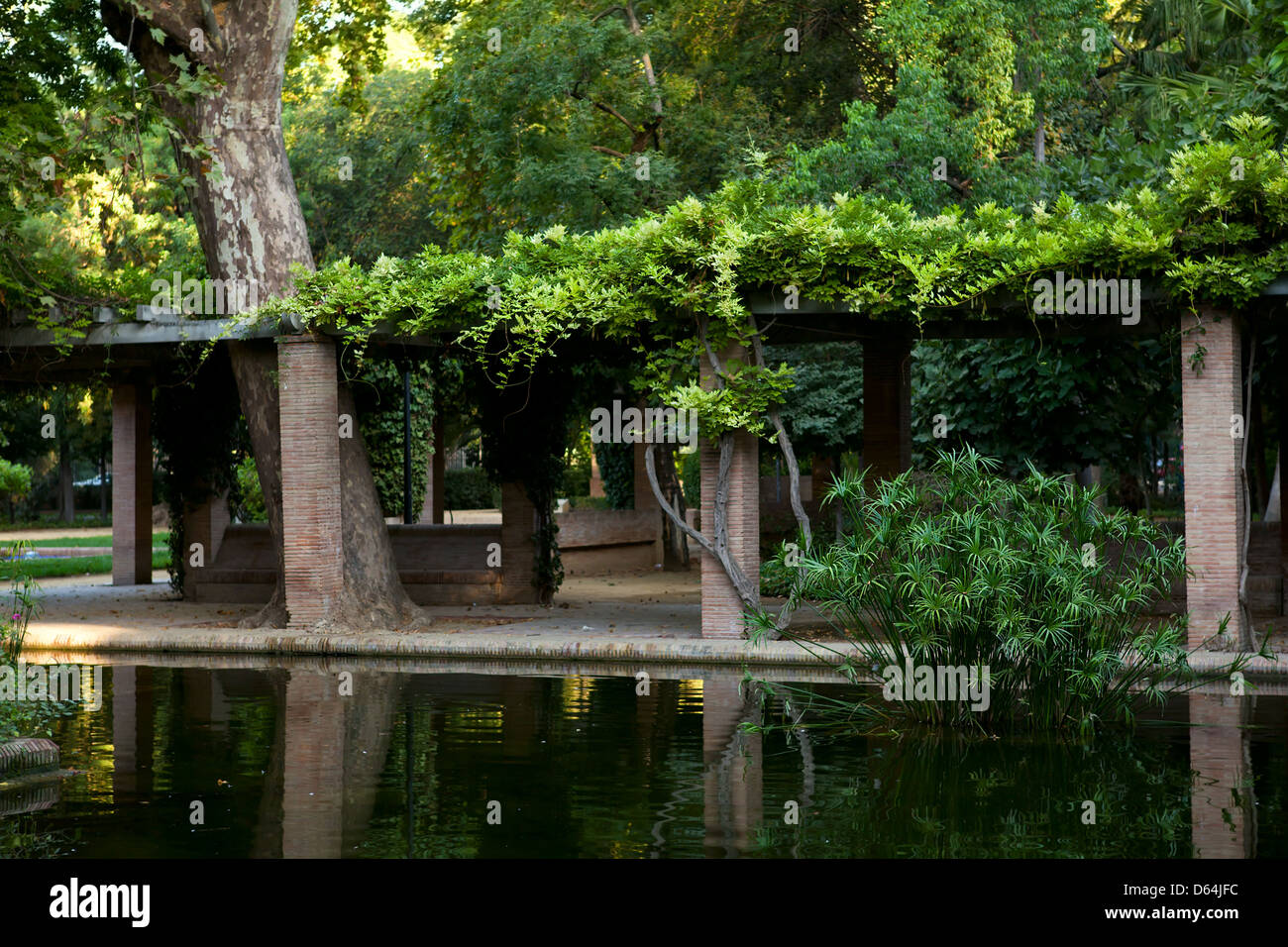 Parque maria luisa sevilla Banque de photographies et d’images à haute ...