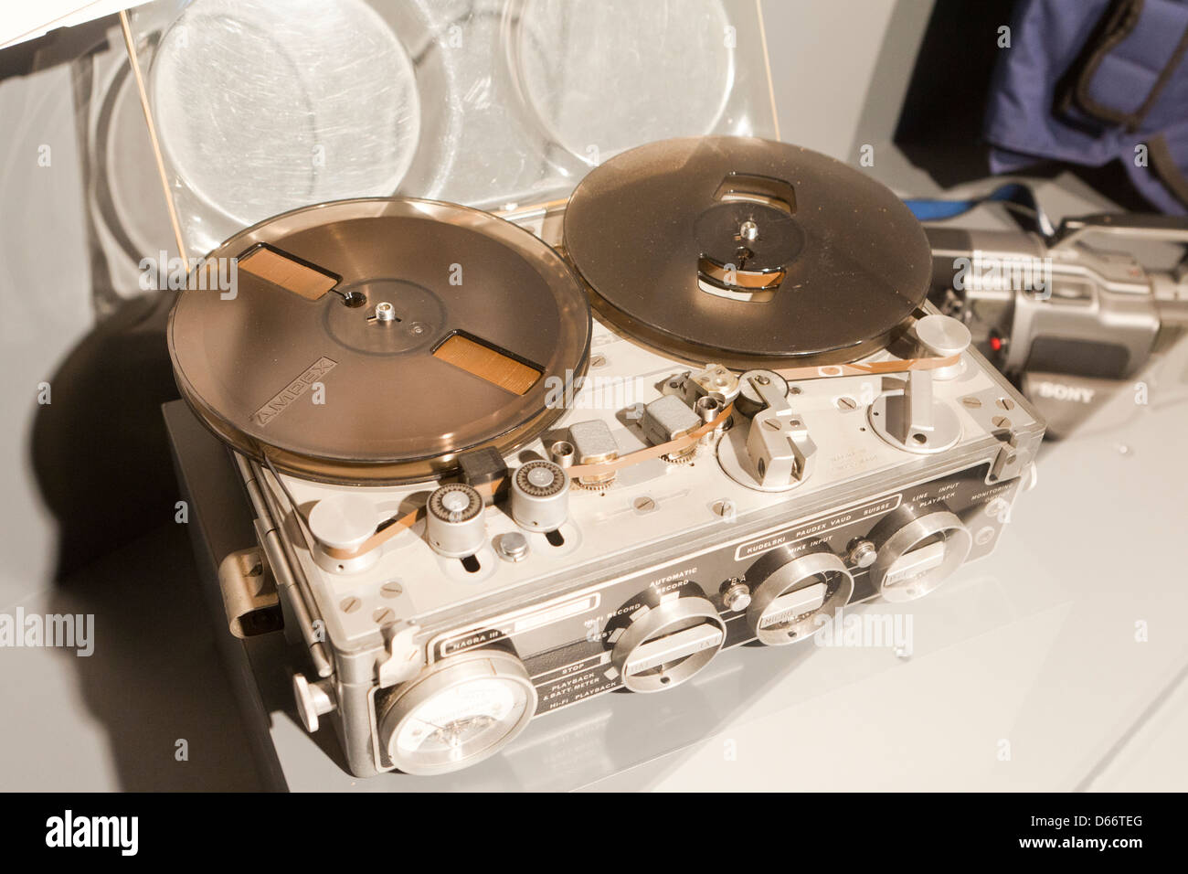 Radio recorder Banque de photographies et d’images à haute résolution ...