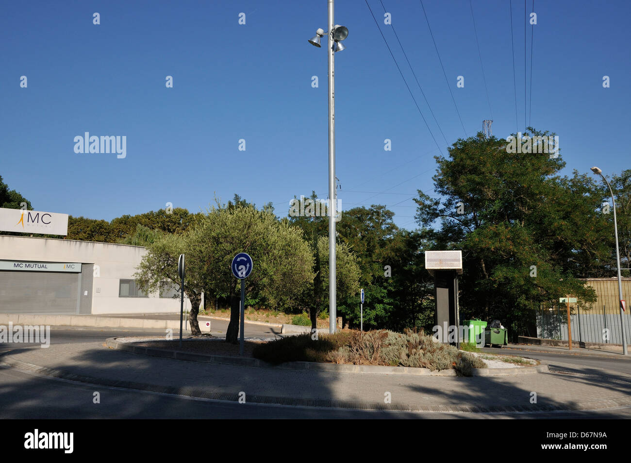 Rond point avec des arbres Banque de photographies et d’images à haute ...