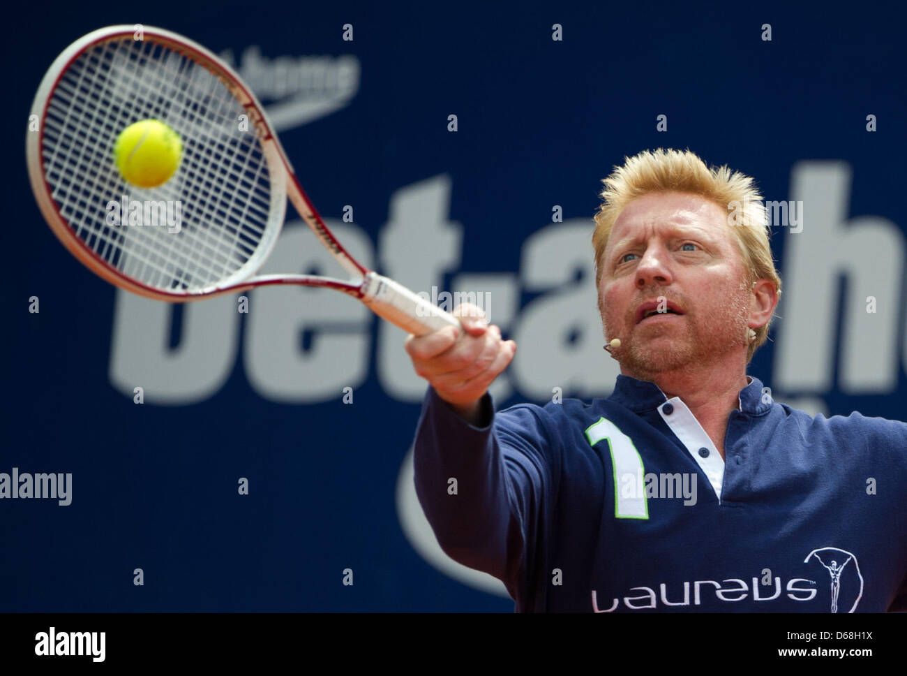 Boris becker sur le court central Banque de photographies et d’images à ...